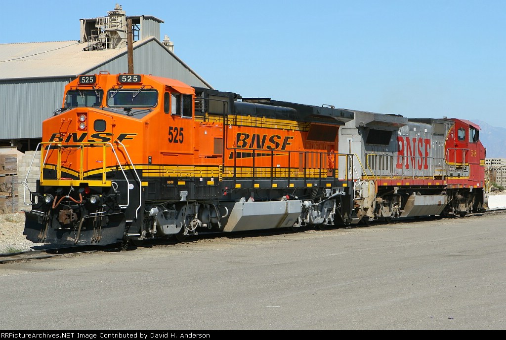 BNSF 525